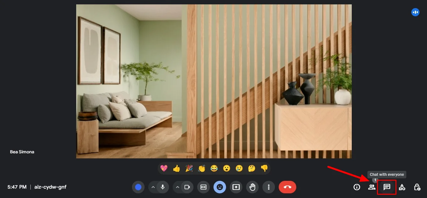 How to use Google Meet Chat in 2025